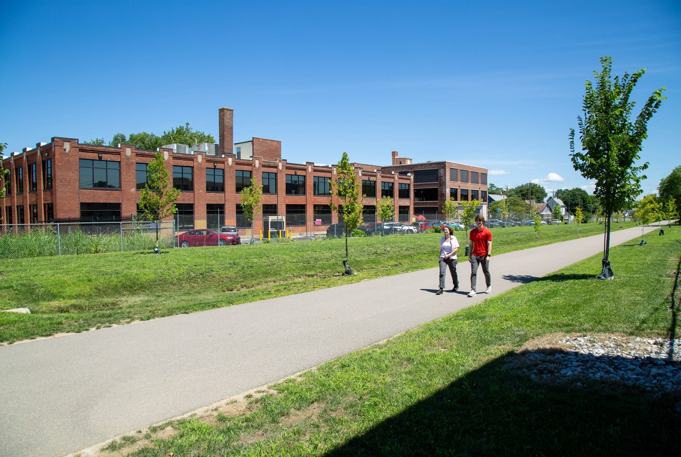 Careers | School Outfitters